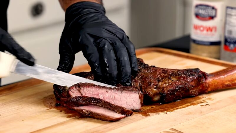 How to Grill a Tomahawk Steak - A Guide to Grilling the Perfect Steak