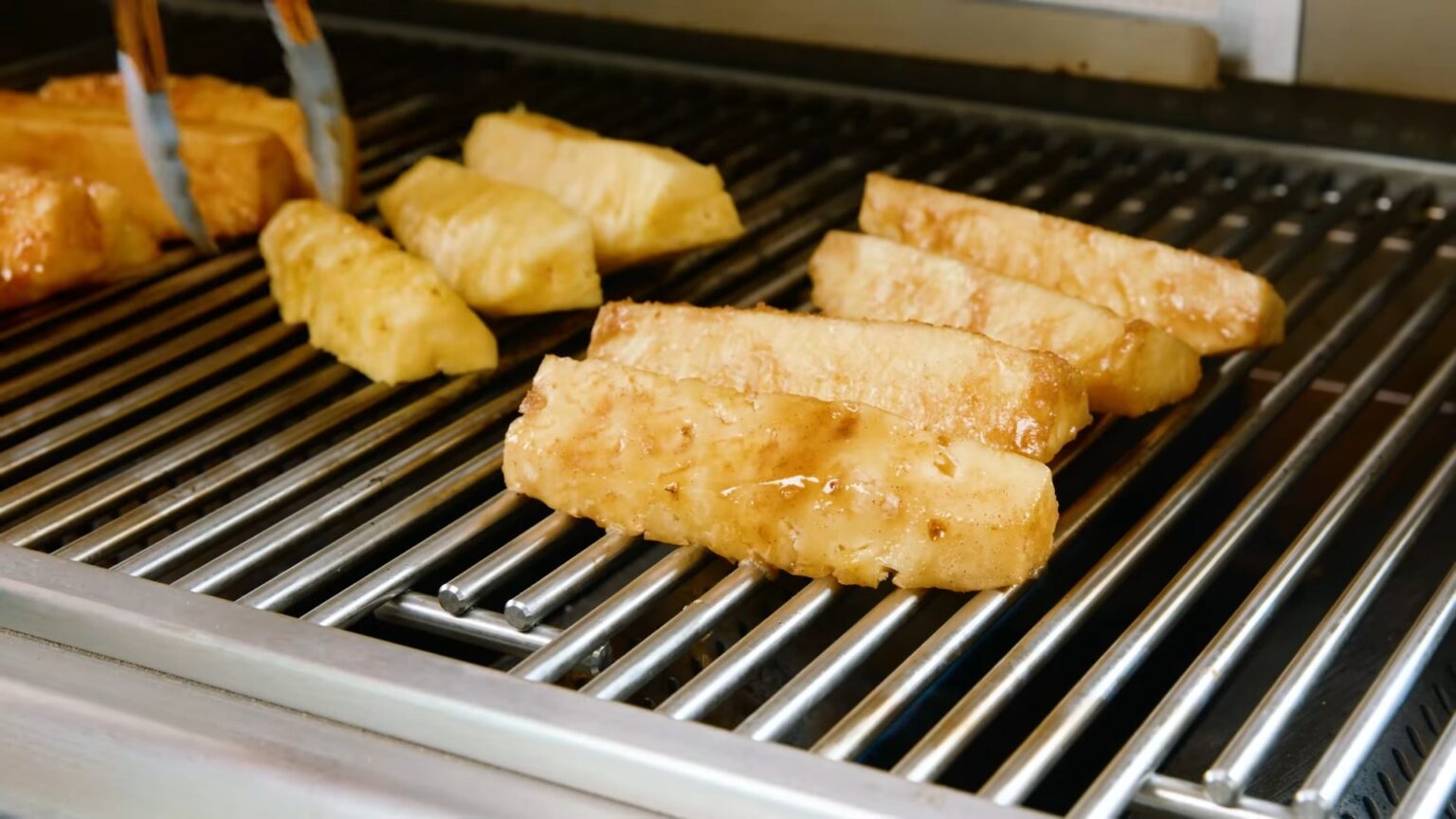 7 Best Pellet Grill Recipes in 2023 - Flavor Fusion! - Smokin Joes Rib ...