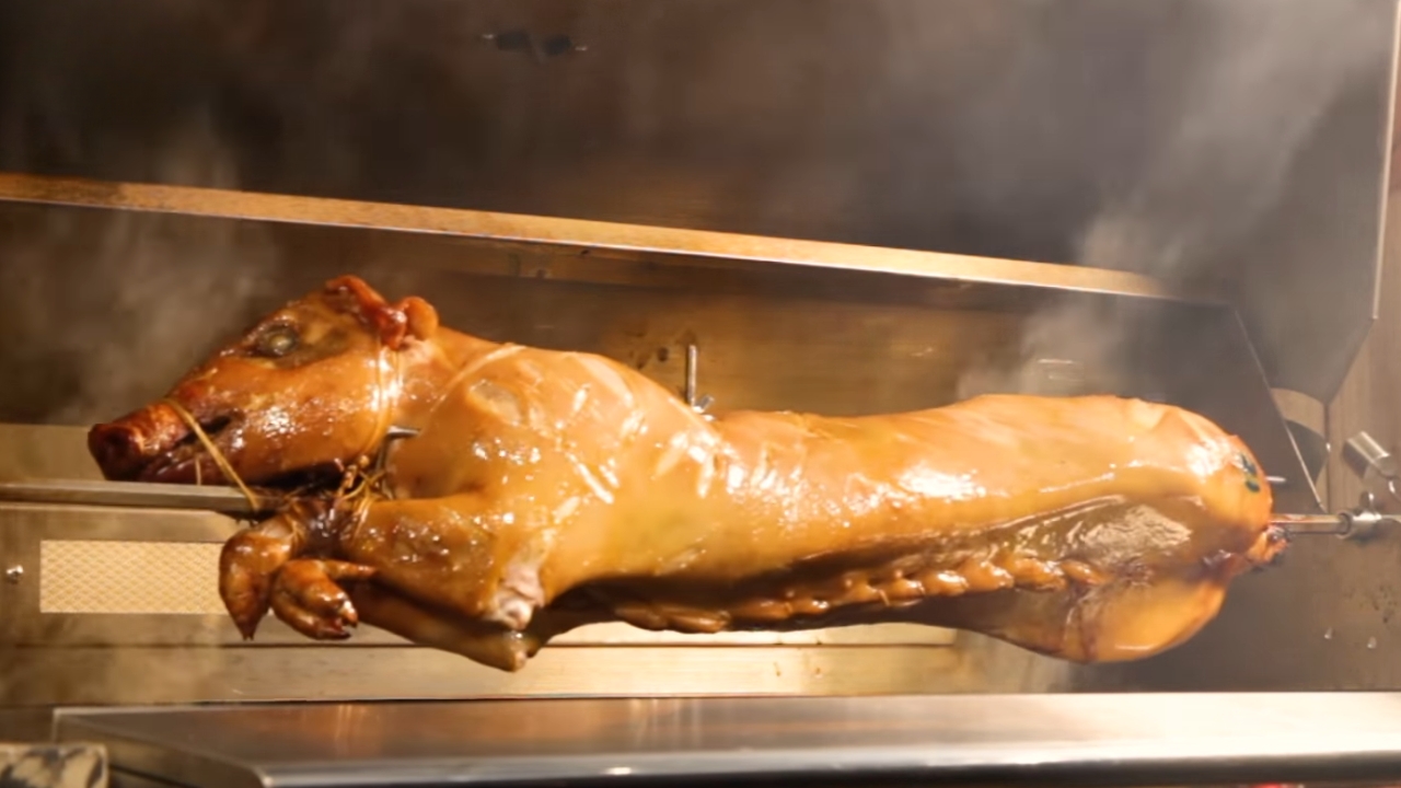 2 Spit Roaster Rotisserie Ideas for Year-Round BBQ Fun in 2024 - Smokin ...